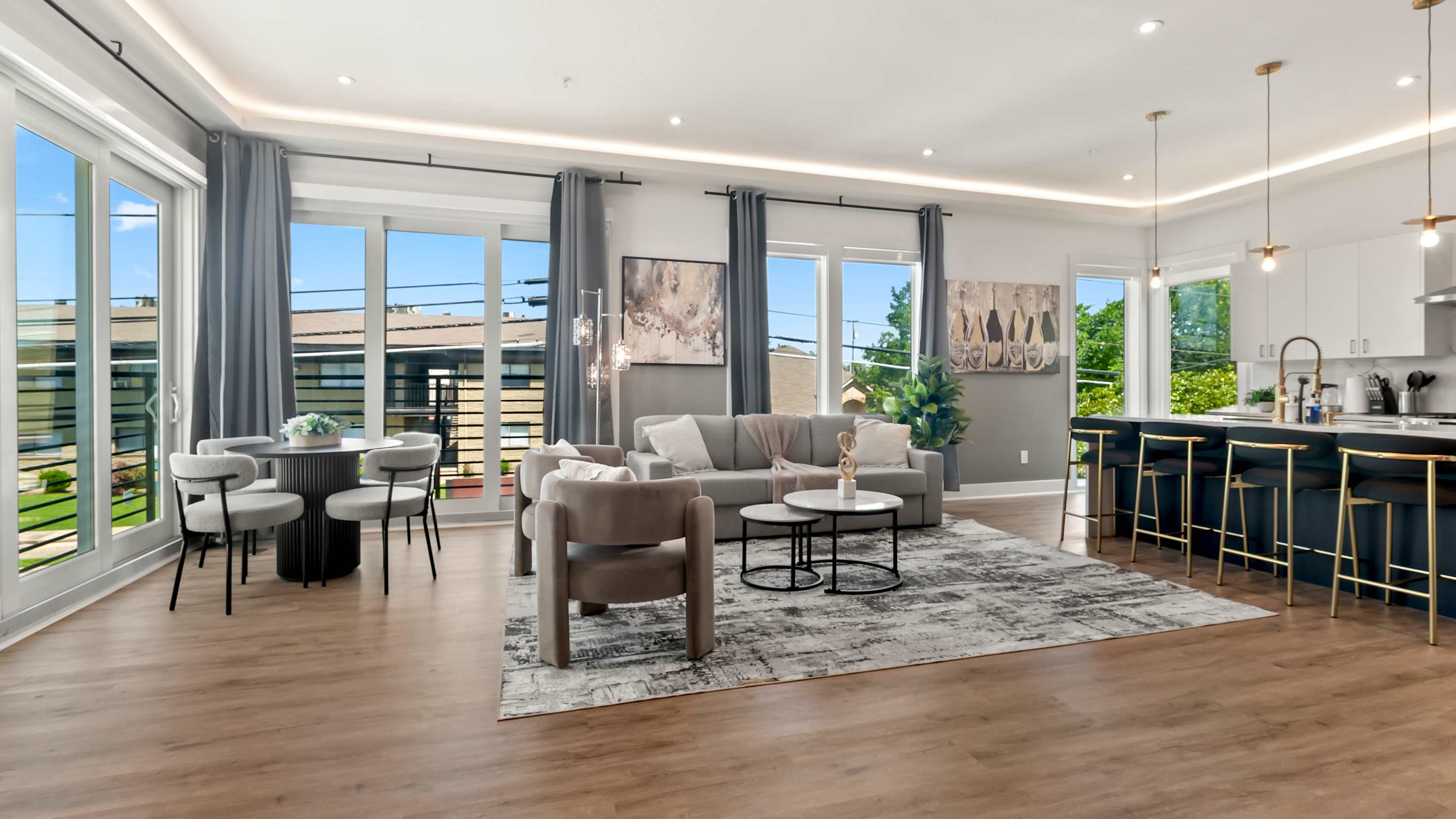 3br Dallas Oasis W/ Rooftop Deck Parking | Fits 11 - Dallas, TX
