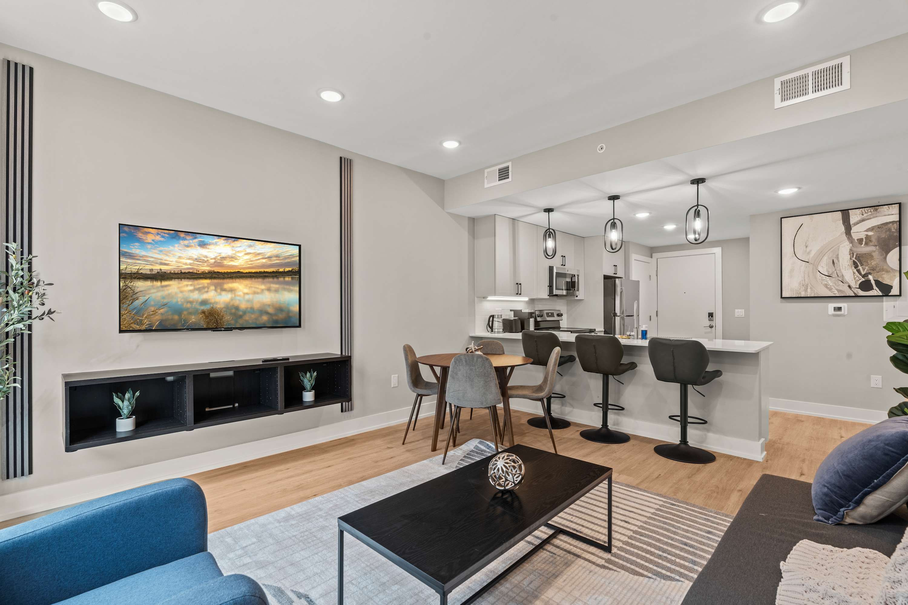 Charming Urban Retreat With Modern Amenities - Inviting Cozy Escape - Philadelphia