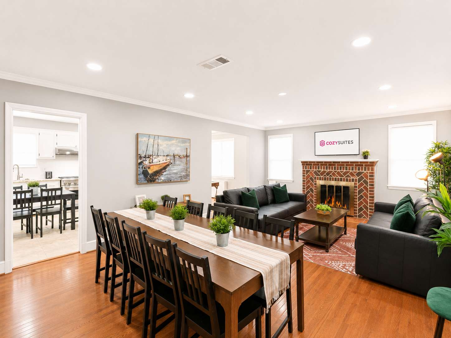 Spacious Backyard And Game Room - Cozy Historic Haven - Alexandria, VA