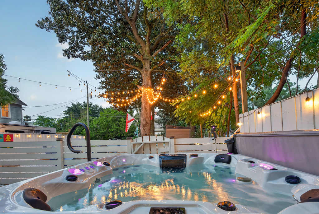Magnolia Cove - Fire Pit, Hot Tub, Downtown - St. Augustine, FL