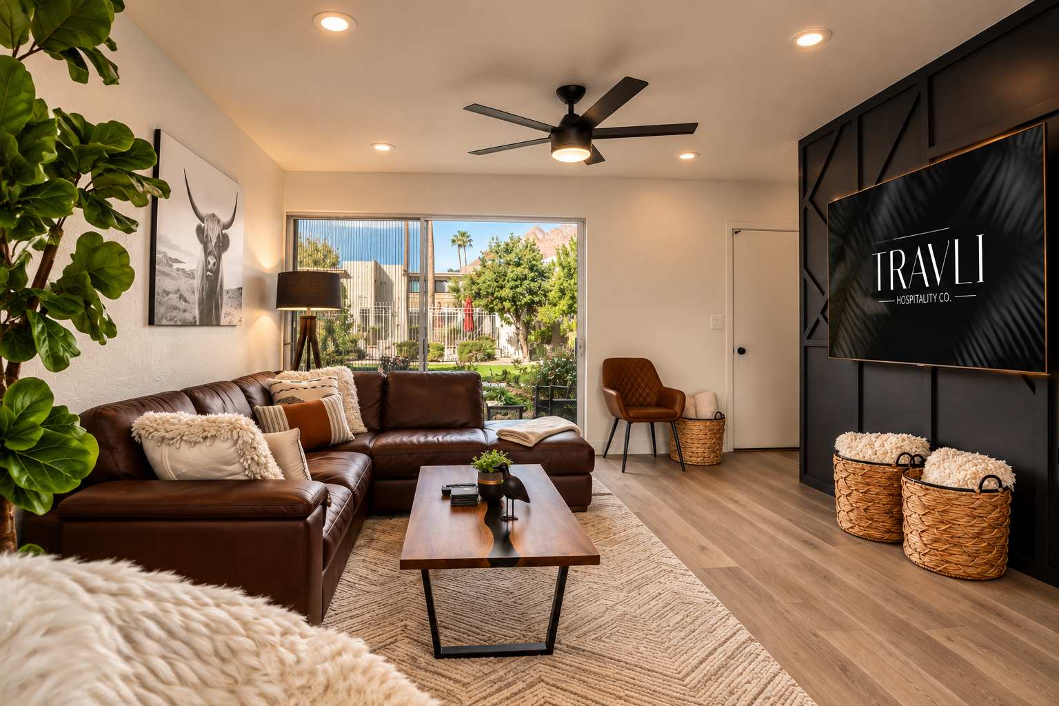 Luxury Camelback House | 4 Heated Pools + Walkable - Scottsdale, AZ