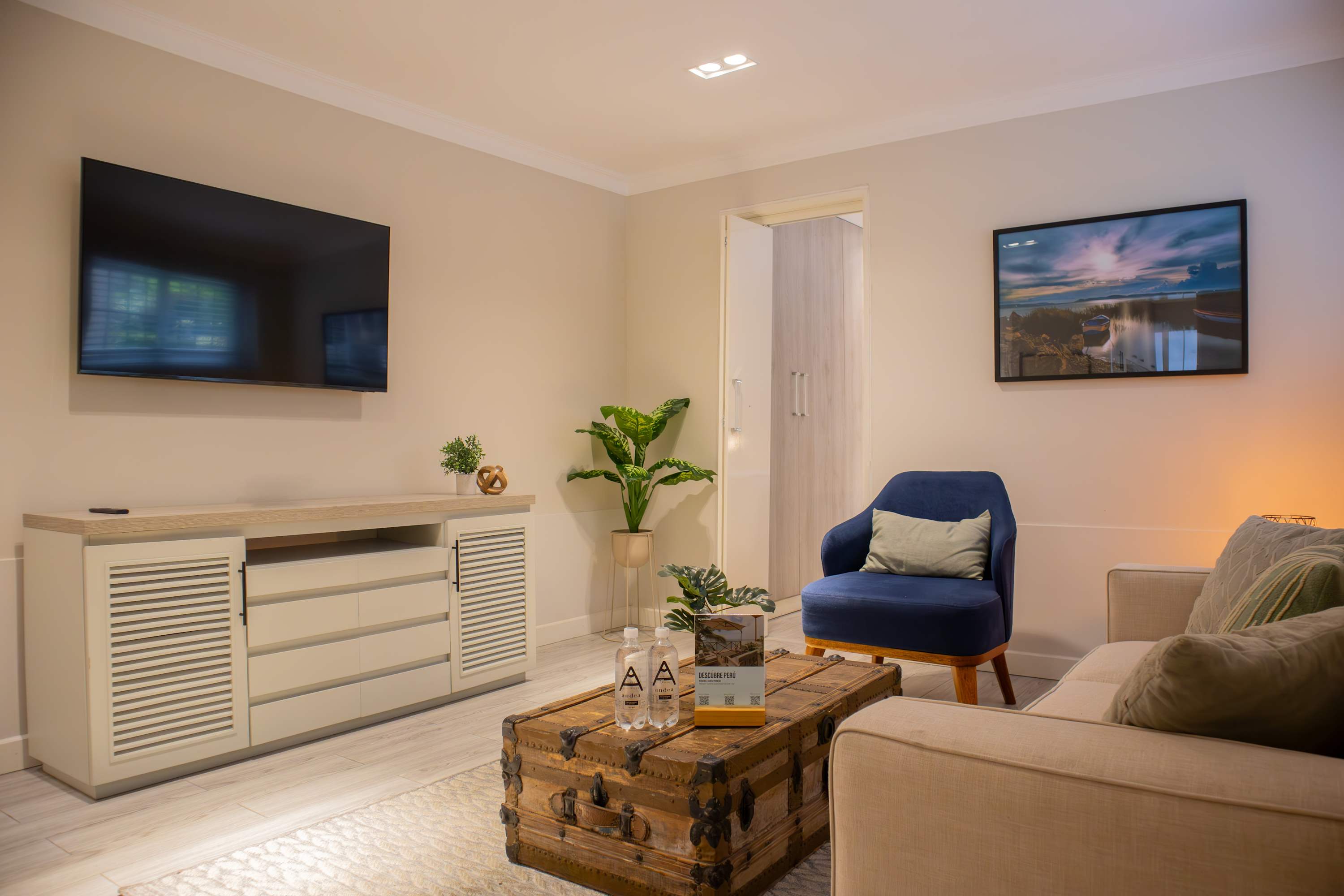 W* | Refined 1br In The Heart Of Miraflores - Peru