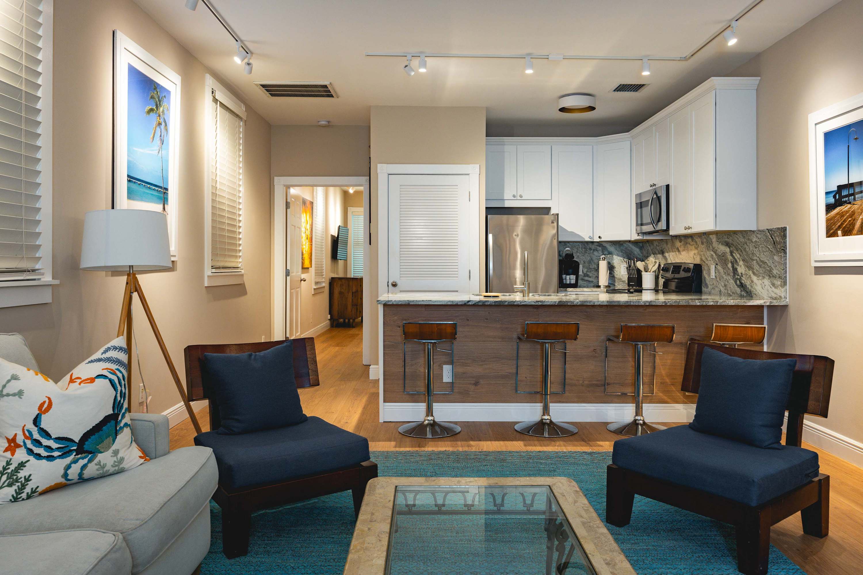 Mesa House Uno - One Block From Duval St - 키웨스트