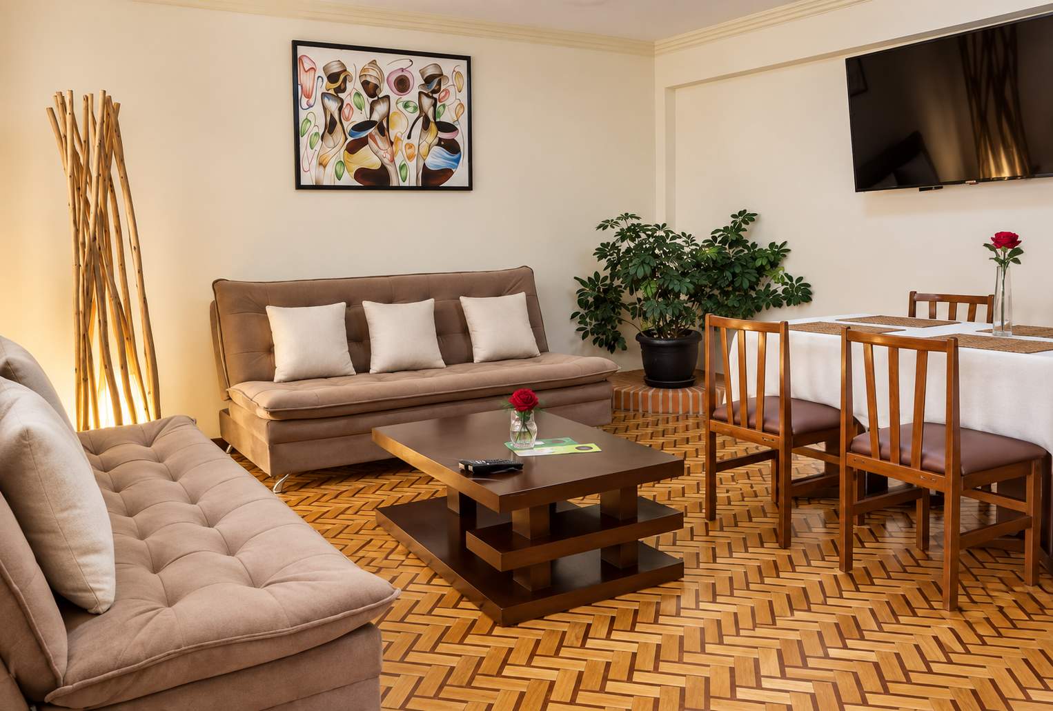 Secret Garden, 3br Calacoto | Sleeps 9 - La Paz