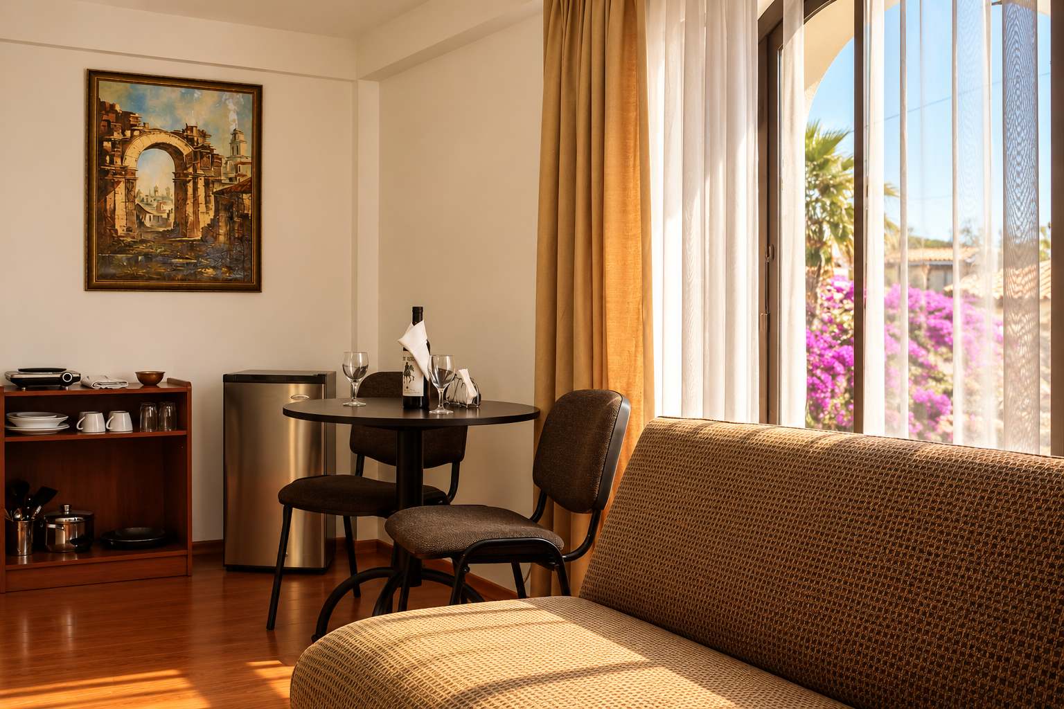 Calacoto King Suite | Garden + Concierge - La Paz, Bolivia