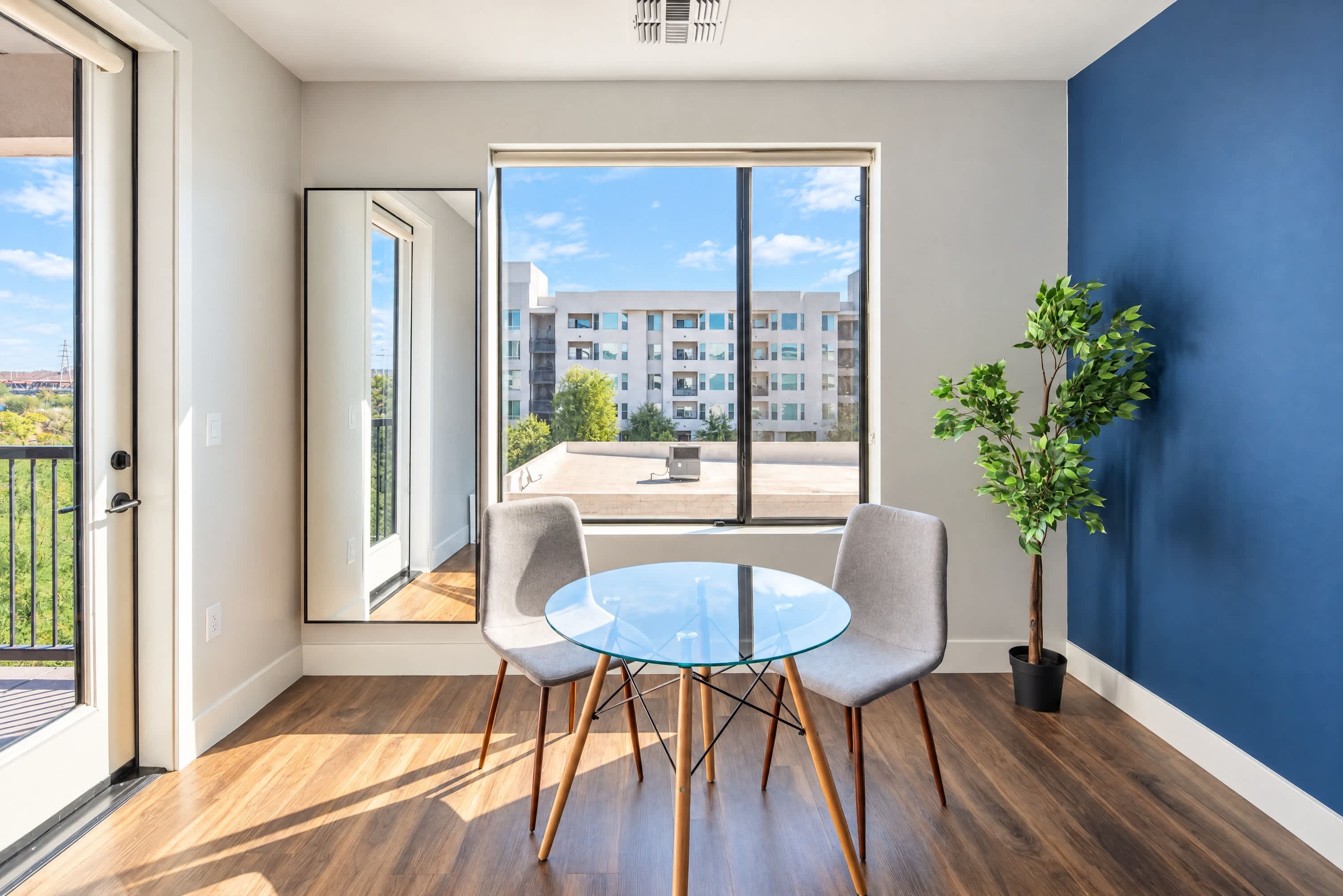 Dt Tempe 1bd With Pool Gym Parking Wd - Tempe, AZ