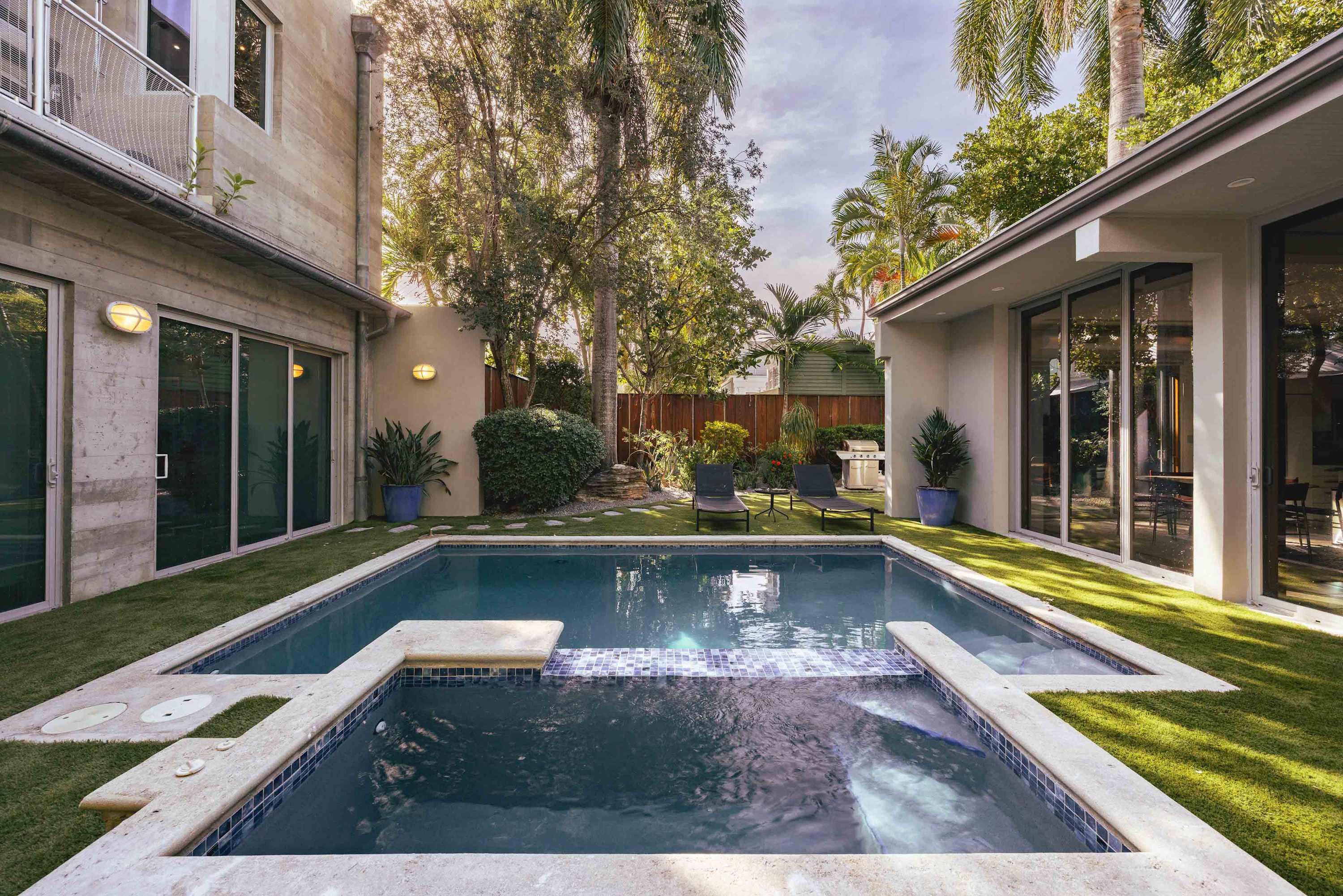 Contra House - Private Pool & Steps To Duval St. - Key West
